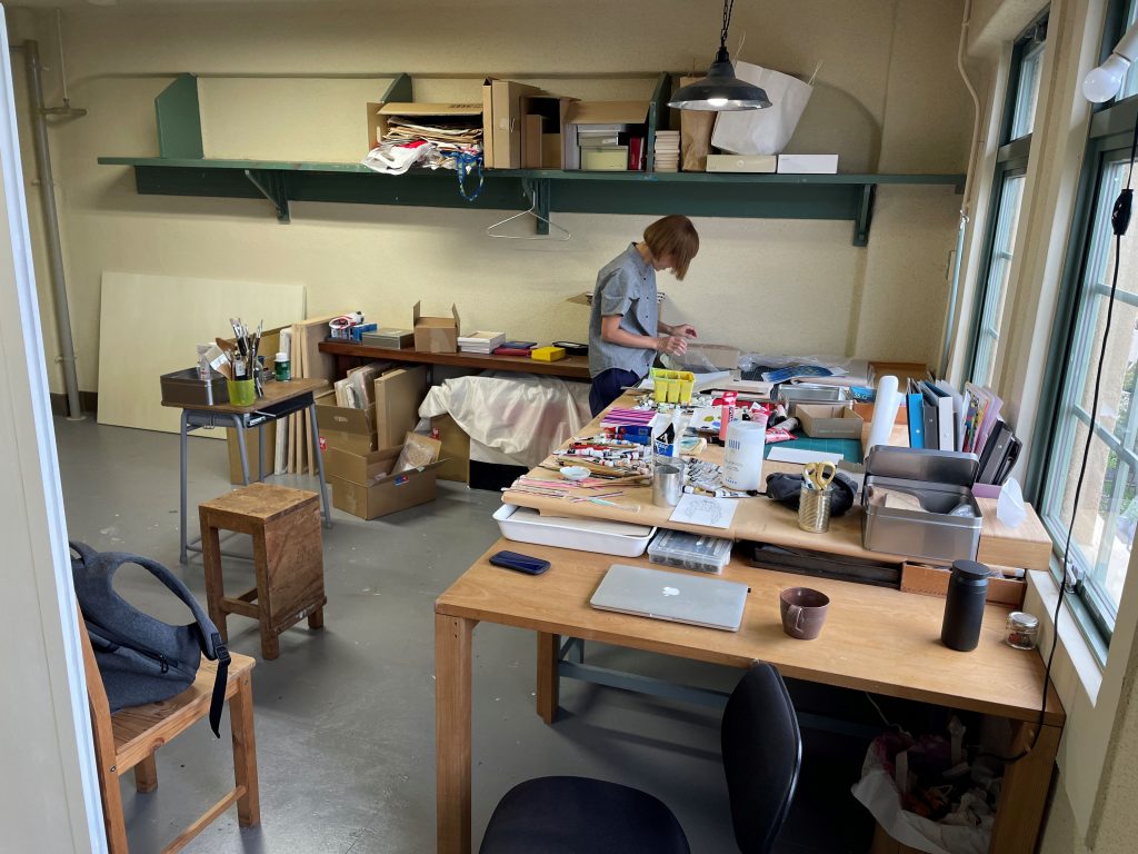 KOBE STUDIO Y3（海外移住と文化の交流センター内） | AIR_J：日本全国のアーティスト・イン・レジデンス総合サイト